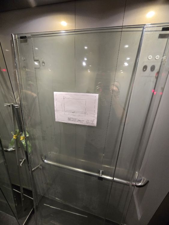 Alterna Lin Pendeltüre / Duscholux Duschtrennwand (Gebraucht) in ...