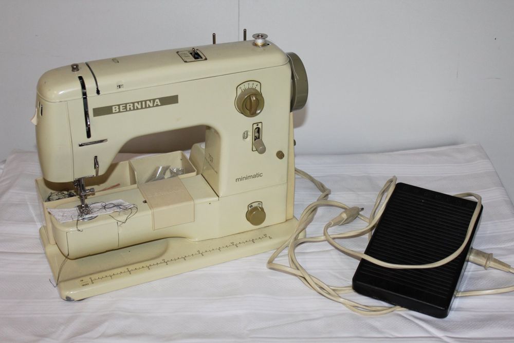 Bernina 707 Minimatic Nähmaschine (Gebraucht) in für CHF 85 – mit ...