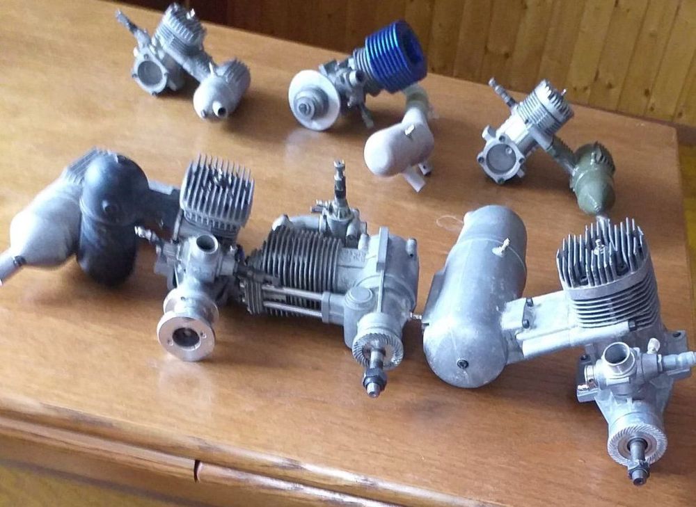 Sechs Modellmotoren (Defekt) in Leuk-Stadt für CHF 50 – mit Lieferung ...