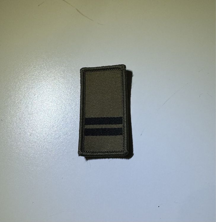 Grade de premier-lieutenant (bandes larges) (Neuf (Voir description)) à ...