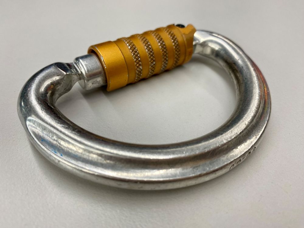 Petzl OMNI TRIACT-LOCK Alukarabiner (Gebraucht) in Rothenthurm für CHF ...
