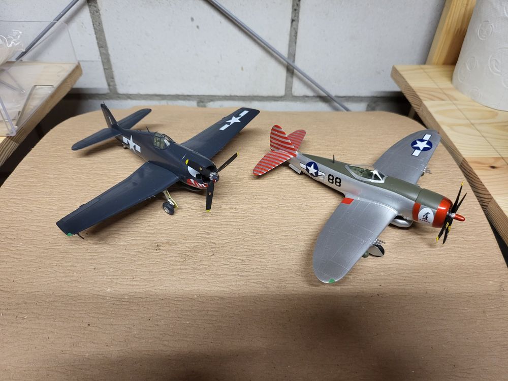 F6f Hellcat + P-47 Thunderbolt, 1/72 Easy model | Kaufen auf Ricardo