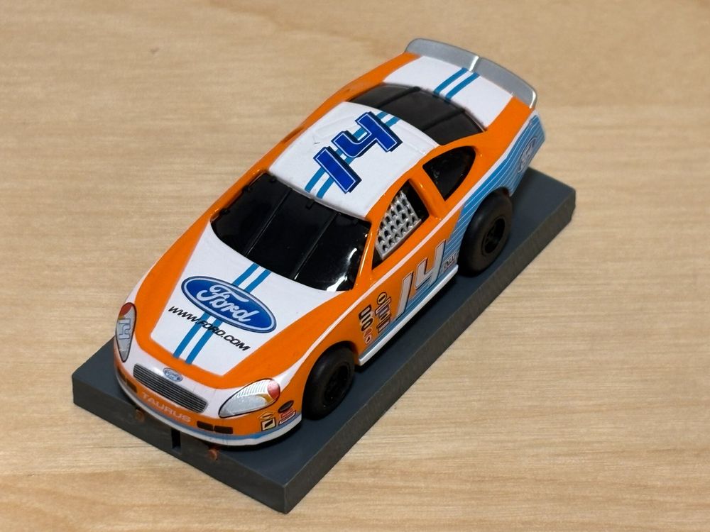 Auto World Super III Nascar #14 orange/weiss (Neu (gemäss Beschreibung ...