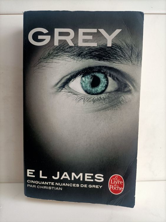 Grey – Cinquante nuances de Grey par Christian / E L James / (D'occasion) à crans montana pour ...