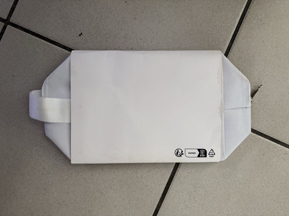 Trousse de toilette Mcdonald et sont pin’s big Mac (Neu (gemäss ...