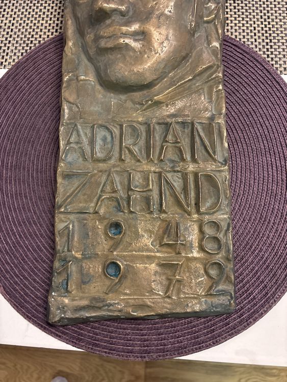 Sculpture en bronze Adrian Zahnd (Gebraucht) in pringy für CHF 14 – nur ...