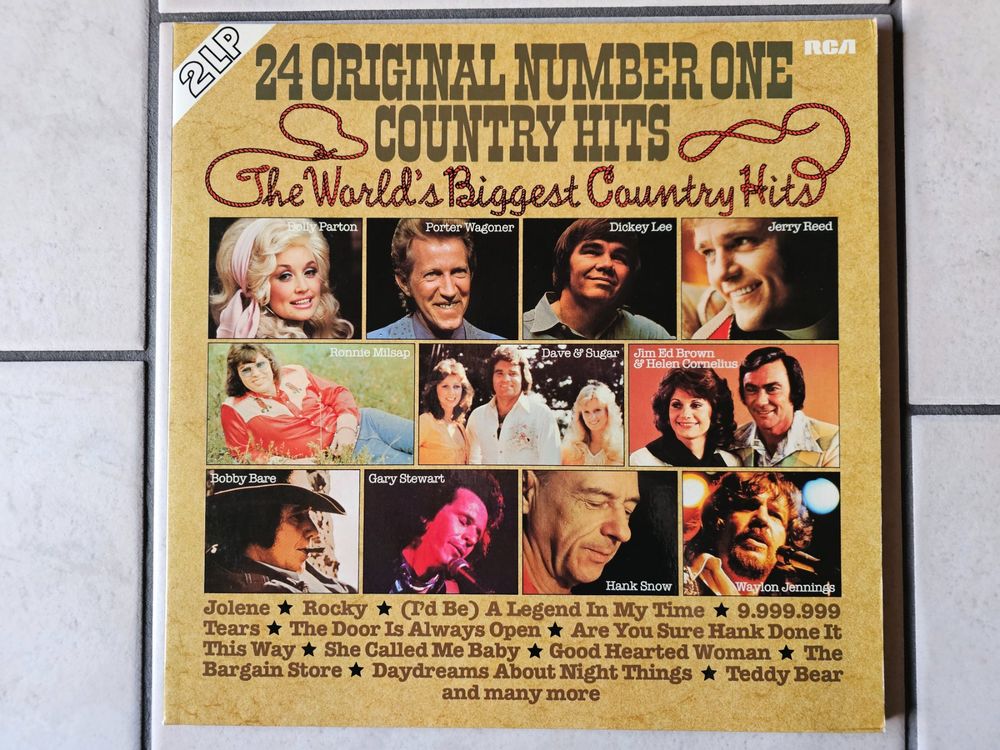24 Number One Country Hits / 2 LPs (Gebraucht) in Schneisingen für CHF ...