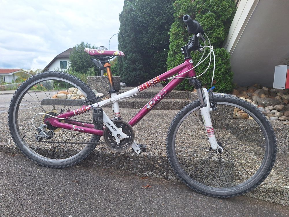 Velo fille 24" (D'occasion) à Port pour CHF 21 – retrait uniquement ...