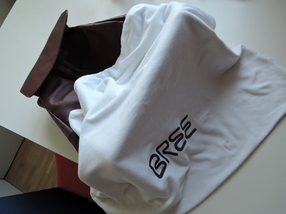 BREE Tagesrucksack Leder rot/braun (Neu (gemäss Beschreibung)) in ...