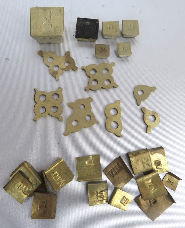 1 LOT MÜNZ ? / APOTHEKER ? GEWICHTE 18. / 19. JAHRH. (Gebraucht) in BERN für CHF 330 – mit ...