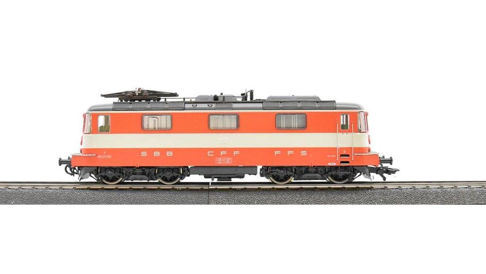 Roco 63842 E-Lok Re 4/4 II Swiss Express | Kaufen auf Ricardo