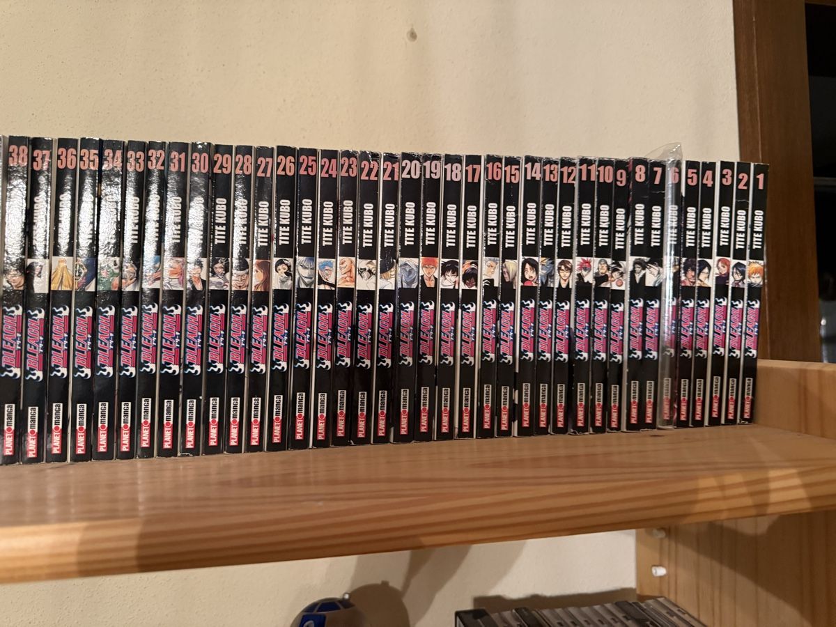 Bleach Manga Collection Complete: Volumes 1 to 74! (Usato) a Coldrerio ...