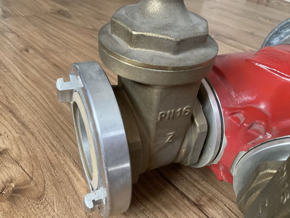 Perrot Y-Stück V-Teil DIN 14355 | Kaufen auf Ricardo