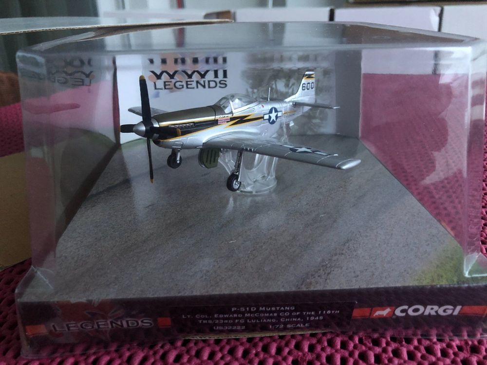 CORGI Legends of Flight, P-51D Mustang, Diecast + DVD gift (Neu und ...