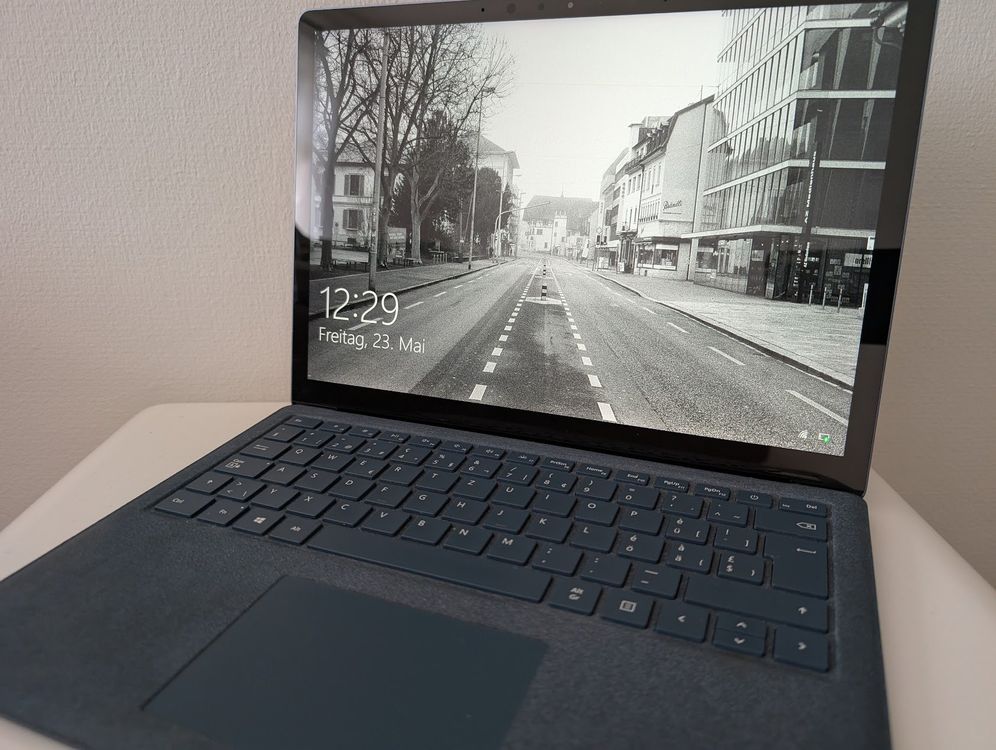 Microsoft Surface Laptop / Notebook inkl. Zubehör (Gebraucht) in Aarau ...