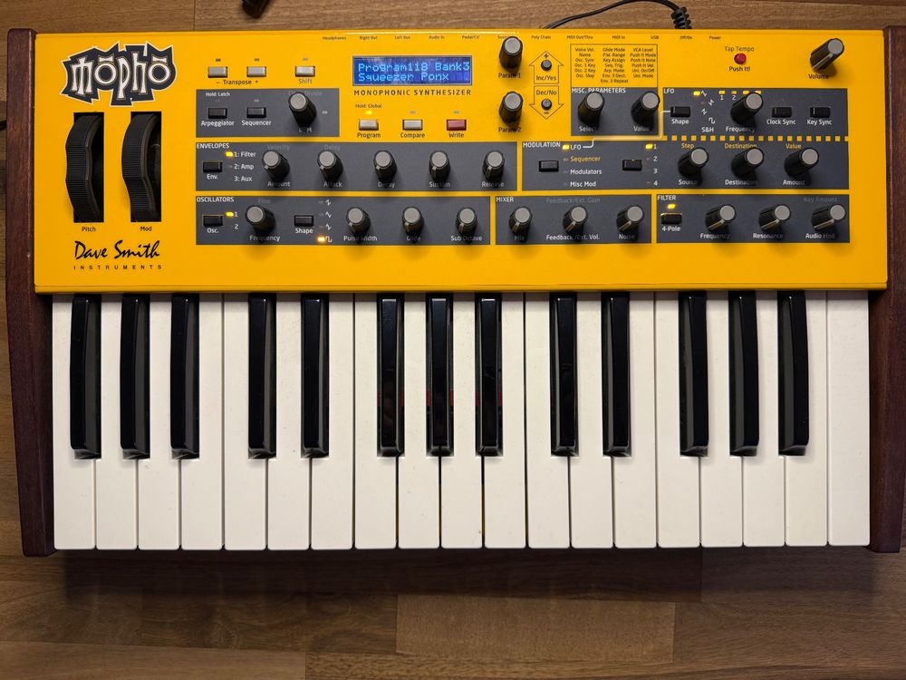 Dave Smith Mopho Keyboard–Analoger Synth mit Step-Sequencer (Gebraucht ...