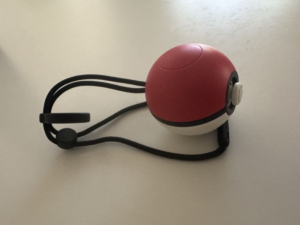 Nintendo Switch Pokemon Poke Ball Plus controller | Acheter sur Ricardo