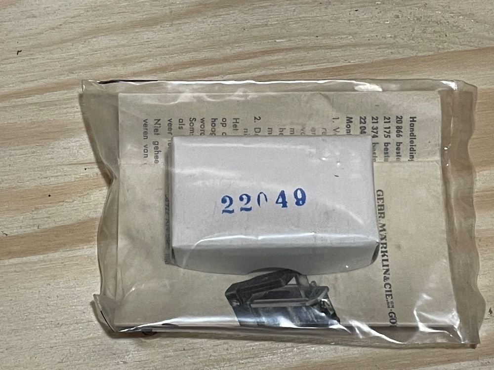 Märklin 22049 Fahrtrichtungsumschalter (Neu und originalverpackt) in ...