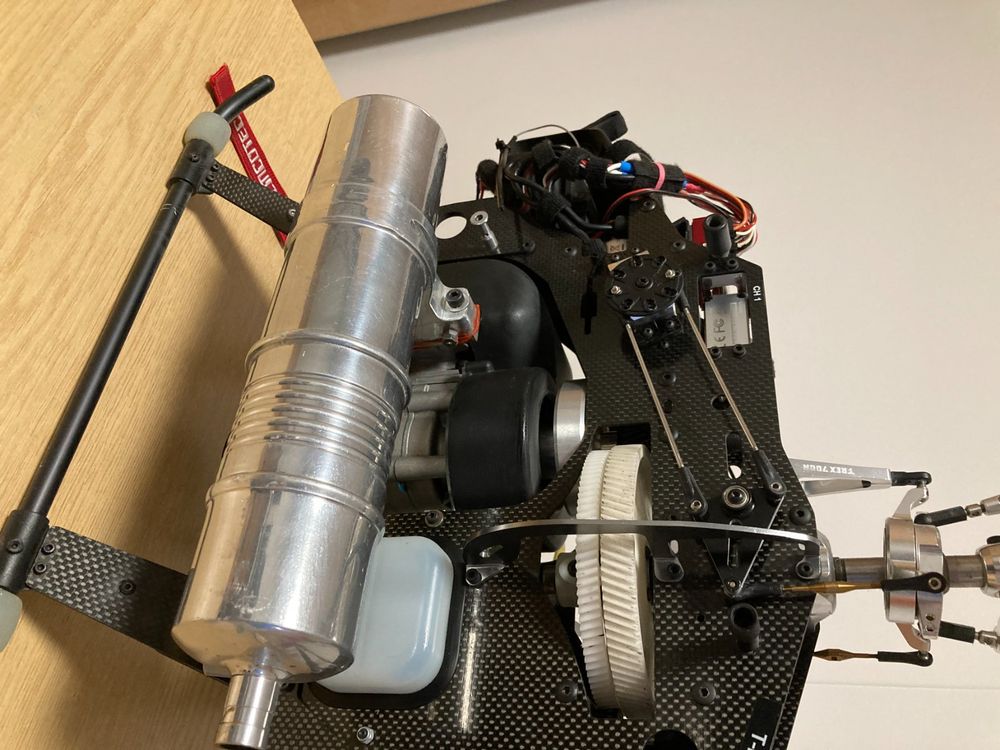 Align T-Rex 800 Benzin (Gebraucht) in Seewen SZ für CHF 510 – nur ...