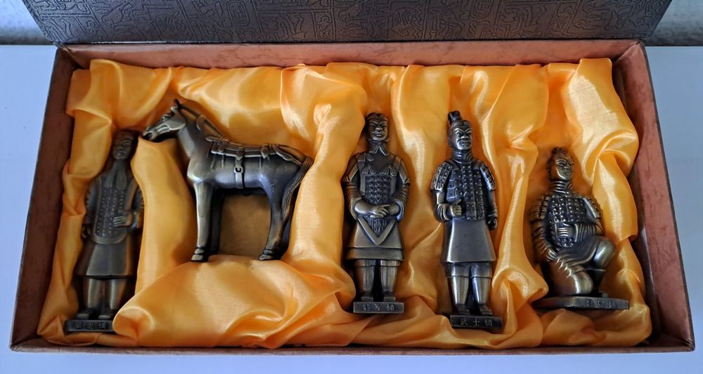Edle Chinesische Terracotta-Krieger aus Messing (Gebraucht) in Wallisellen für CHF 55 – mit ...