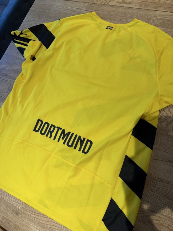 Diverse Fussball Trikot (Gebraucht) in Lohn-Ammannsegg für CHF 35 – mit ...