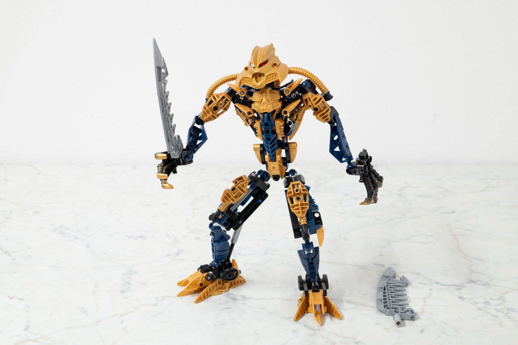 LEGO Bionicle 8734 Brutaka 2006 (📖) (weapon piece broken) (Gebraucht ...