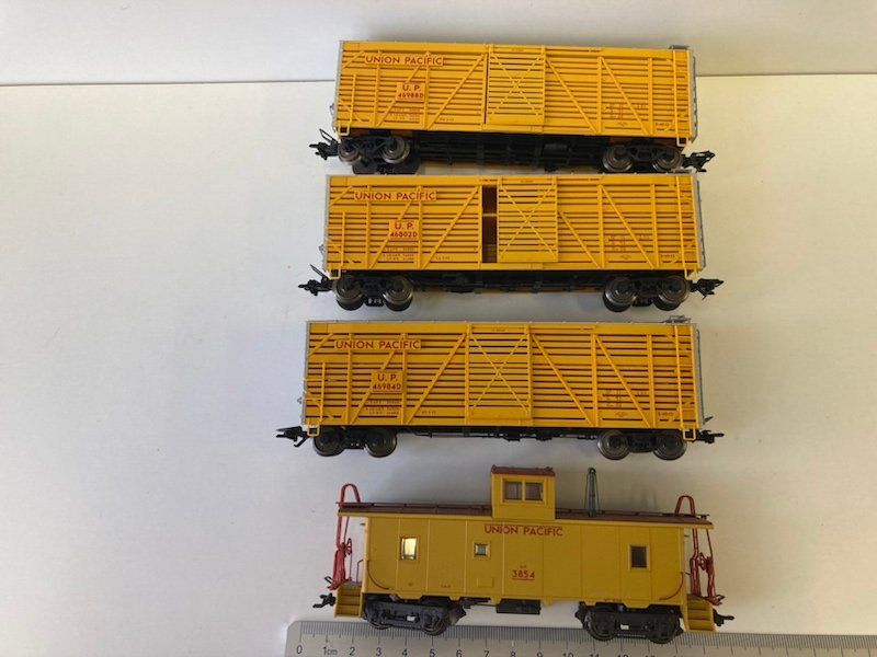 4er Set Märklin H0 Güterwagen Union Pacific / Box Car (Gebraucht) in ...