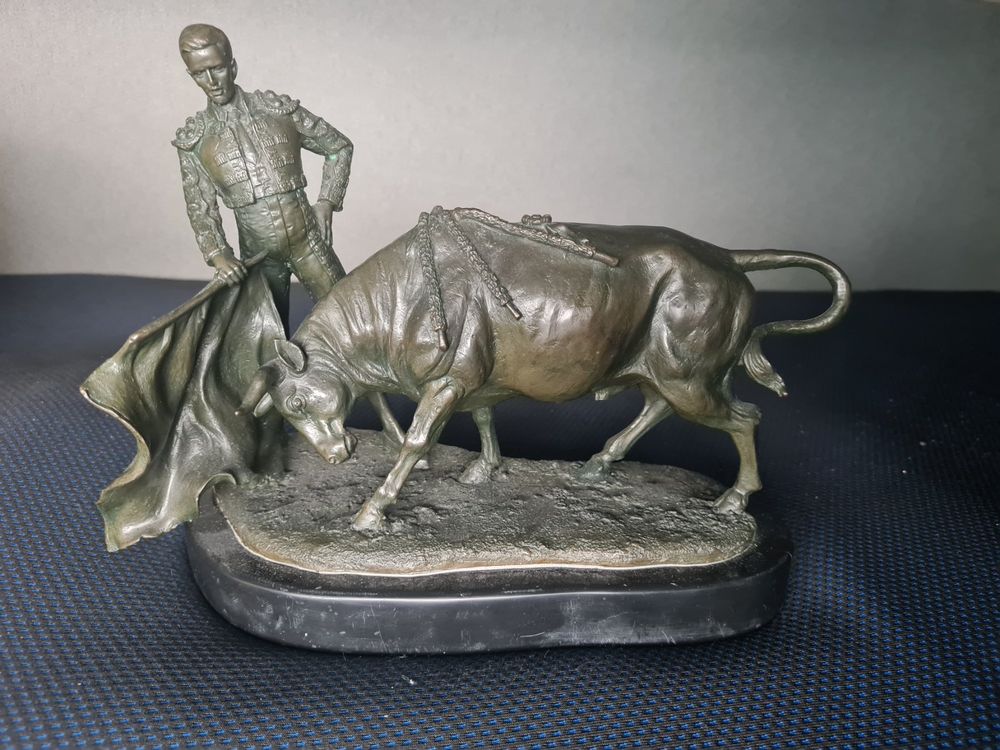 Bronze Skulptur Torrero mit Stier im Kampf Angelina | Acheter sur Ricardo