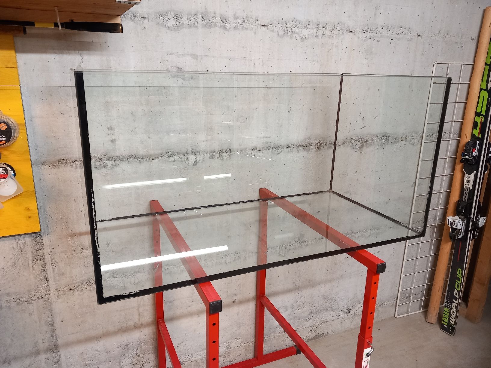 grosses Terrarium aus glas (Gebraucht) in Frutigen für CHF 1 – nur ...