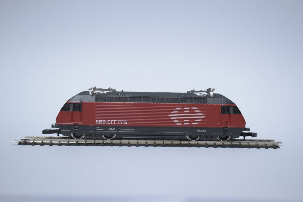 SBB-Lok Re 460-004-5 Märklin 88441 (Defekt) in für CHF 70 – mit Lieferung auf Ricardo kaufen