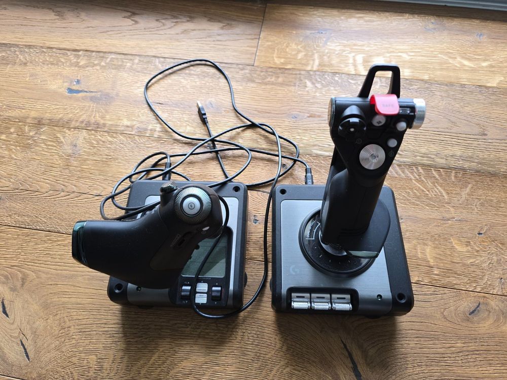 Simulations-Controller G Saitek X52 Professional H.O.T.A.S (Gebraucht ...