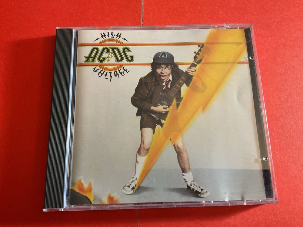 AC/DC High Voltage CD Kultalbum Klassiker Rock Rarität (Gebraucht) in Steinach für CHF 6 – mit ...