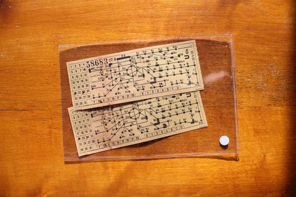 2 ältere BVB Basel Tickets gebraucht, Die Schweizer Hausfrau (Gebraucht ...