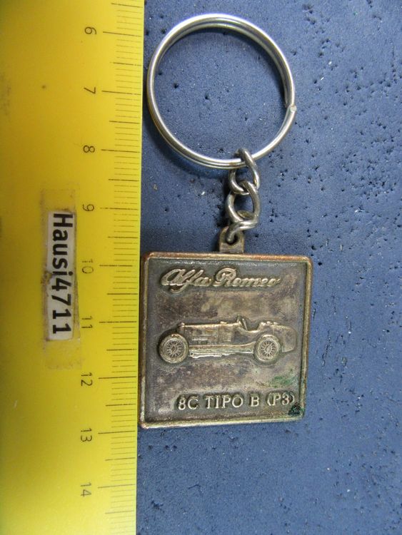 KEY-RING SCHLÜSSEL-ANHÄNGER ALFA ROMEO 8C TIPO B P3 OLDI GEF | Kaufen ...