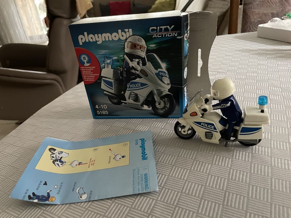 Playmobil Polizei-Motorrad mit Blinklicht (Neu (gemäss Beschreibung)) in Lausen für CHF 8 – mit ...