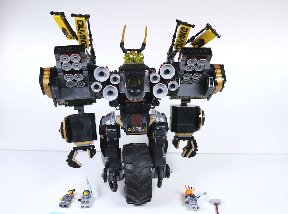 THE LEGO® NINJAGO® MOVIE™ 70632 Quake Mech (Gebraucht) in Hettlingen ...