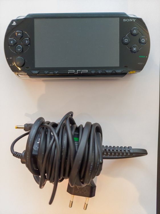 Sony PlayStation Portable (Sony PSP) / neue 3600mAh Batterie (Gebraucht ...