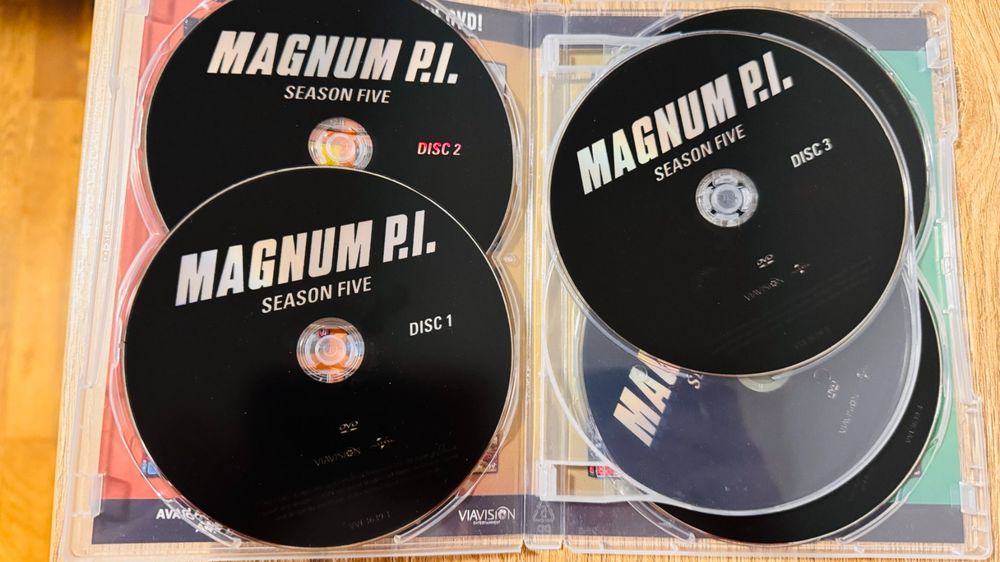 Magnum P.I. Season 5 (Gebraucht) in Zürich für CHF 8.5 – mit Lieferung ...