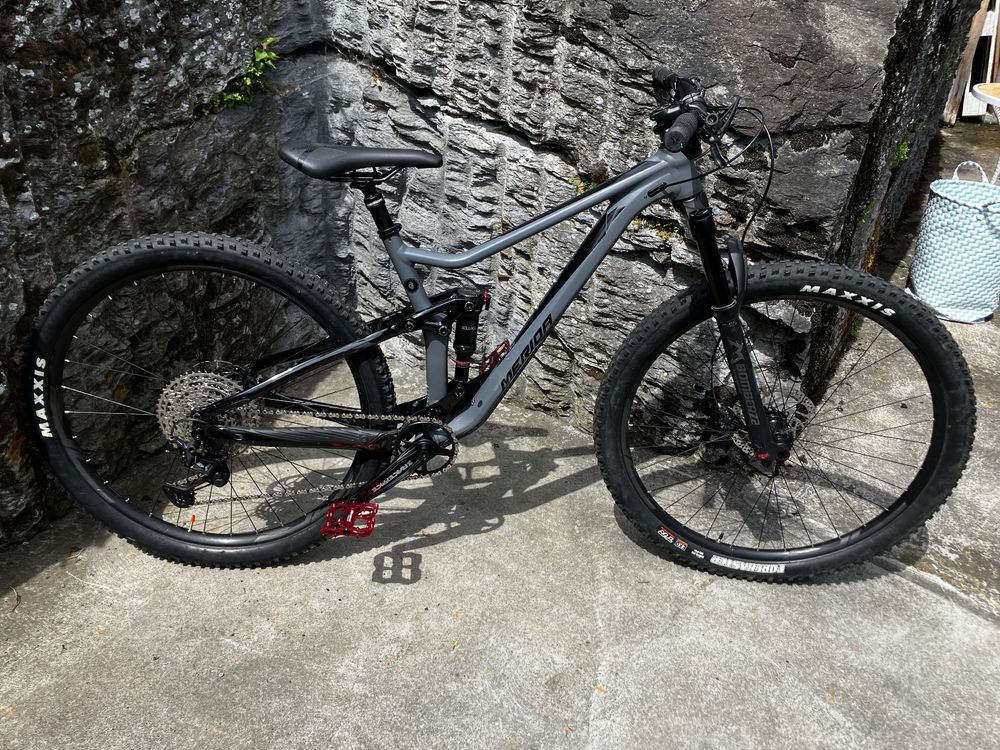 2 jähriges MTB Fully Merida One TWENTY Rahmen M (Gebraucht) in Paspels ...