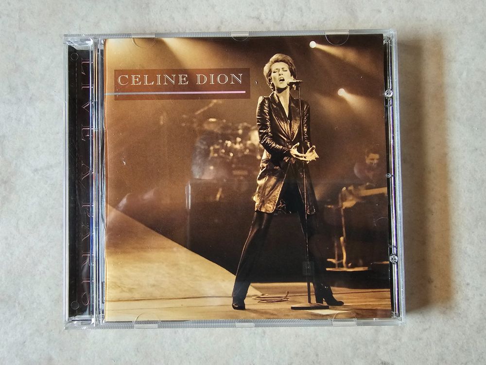 Celine Dion - Live A Paris (Gebraucht) in für CHF 1.9 – mit Lieferung ...