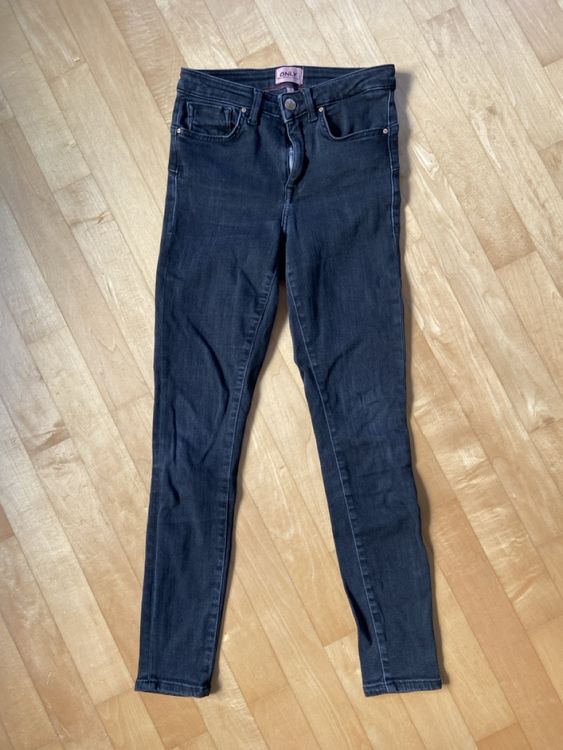 Jeans Gr S (Gebraucht) in Unterentfelden für CHF 8 – mit Lieferung auf Ricardo kaufen