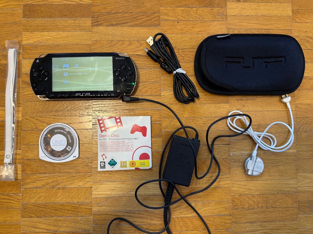 Sony PSP-1004 Portable inkl. 1 Spiel (Gebraucht) in Zumikon für CHF 61 ...