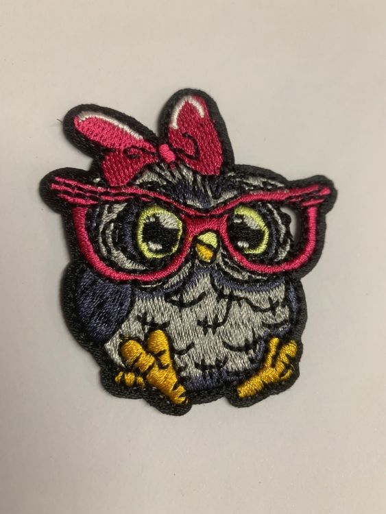 Uhu Brille Badge | Kaufen auf Ricardo