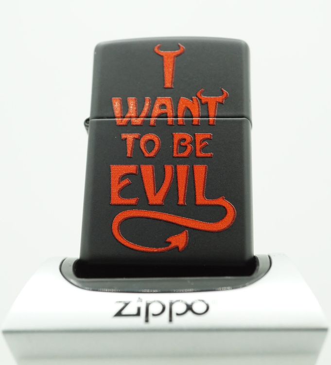 ZIPPO® I WANT TO BE EVIL - BLACK -print-2016 - UNGEZÜNDET (Neu (gemäss Beschreibung)) in Mels ...