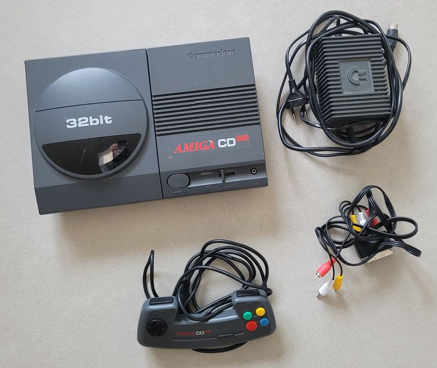 Amiga CD 32 inkl. Controller und Kabel (Gebraucht) in Uezwil für CHF ...
