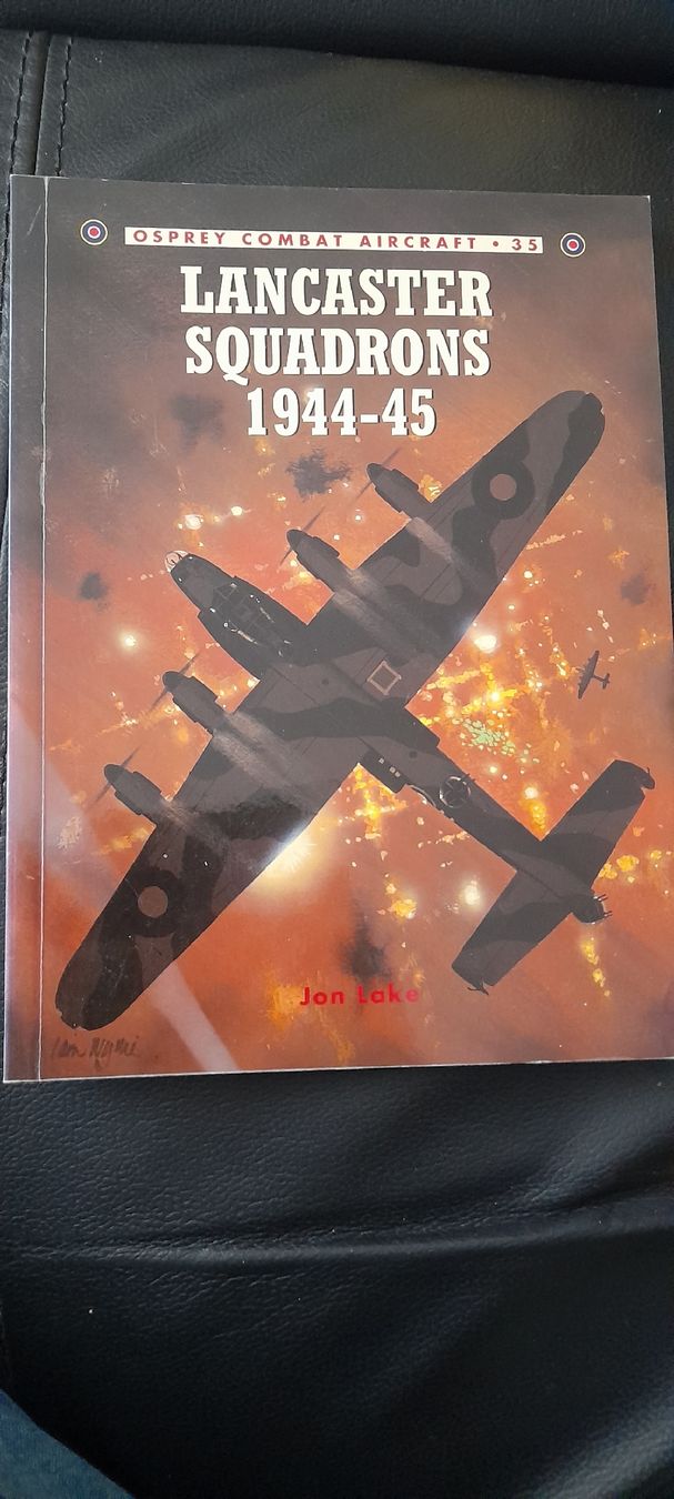 Buch: Avro Lancaster Squadrons 1944-45 (Gebraucht) in Weisslingen für ...