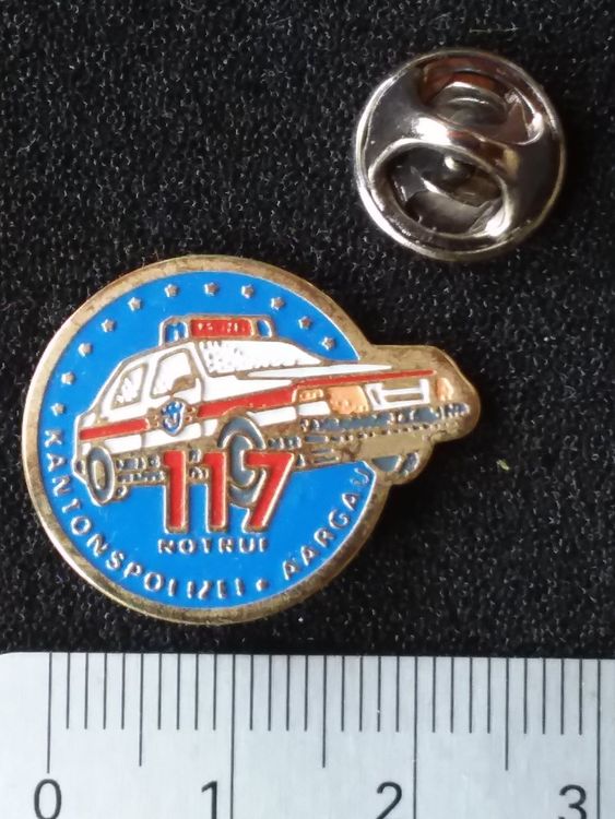 PIN Anstecker Kantonspolizei Aargau Notruf 117 (Gebraucht) in Heimiswil für CHF 1 – mit ...