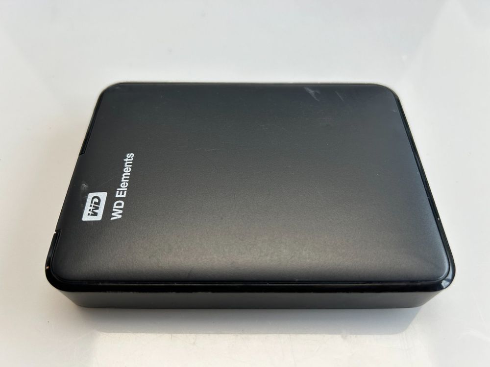 WD Elements Externe Festplatte 2T (Gebraucht) in Bitsch für CHF 25 ...