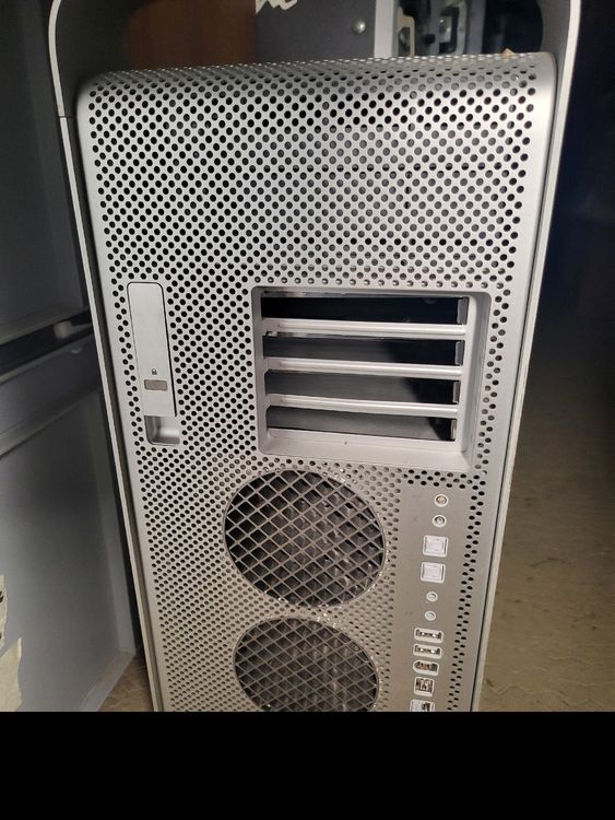 Apple Mac Pro 2008 Desktop PC Tower Gehäuse Case (Gebraucht) in Geneve ...