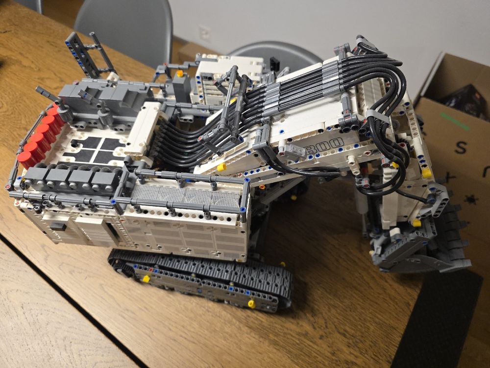 Original Lego Liebherr 42100 excavator (Gebraucht) in Stetten AG für ...